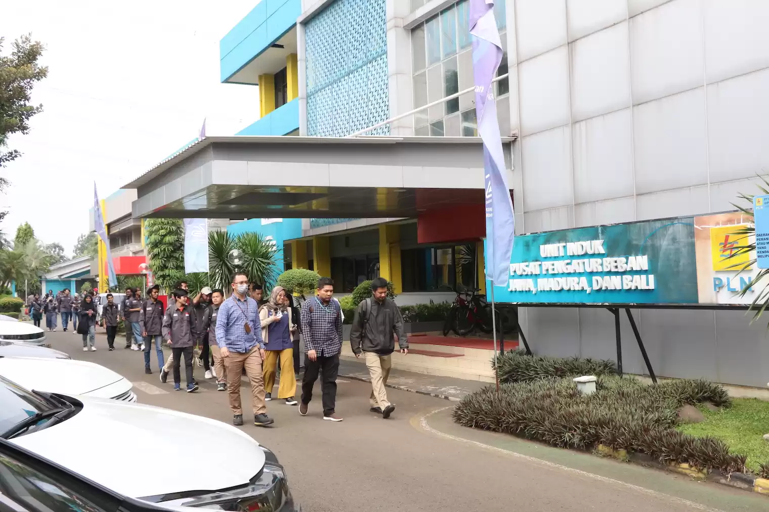 Exploring and Learning The Future With Renewable Energy HMTE UPER ...